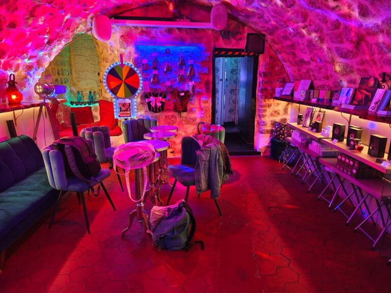 Mon avis sur Le Cinq à Sept, le spectacle érotique interactif du Sweet ...